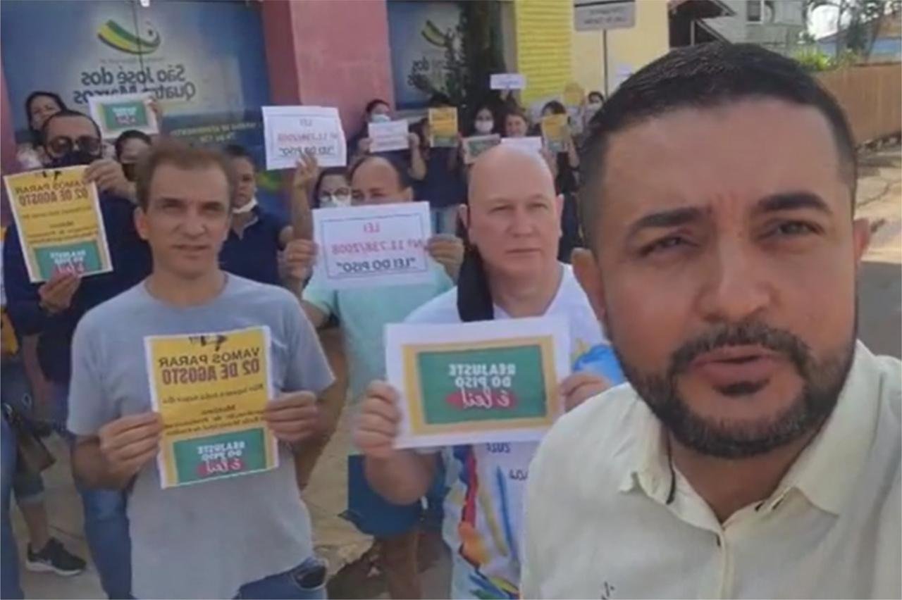 Professores Da Rede Municipal Paralisam Aulas Para Exigir Piso Salarial